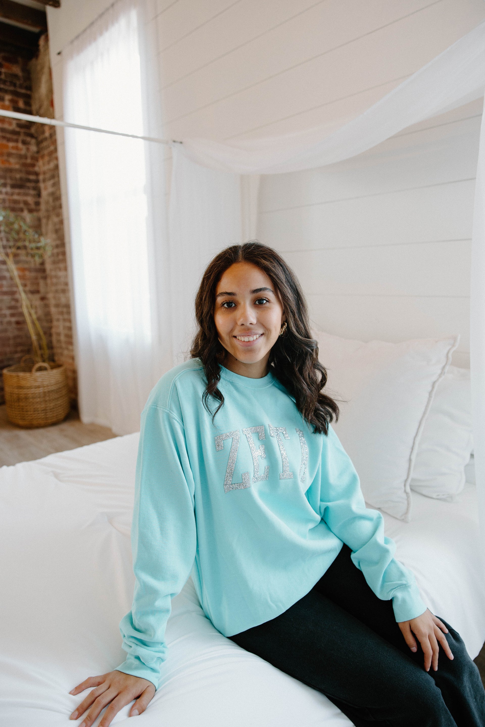 Zeta Light Blue Rhinestone Crew – Crown & Co.